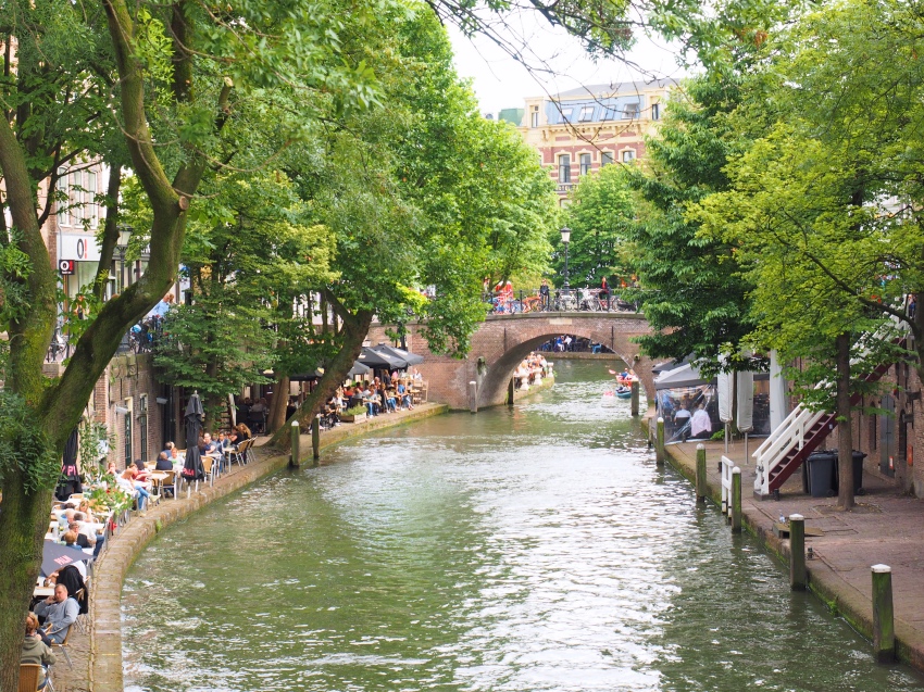 POSTCARDS FROM UTRECHT - S Marks The Spots